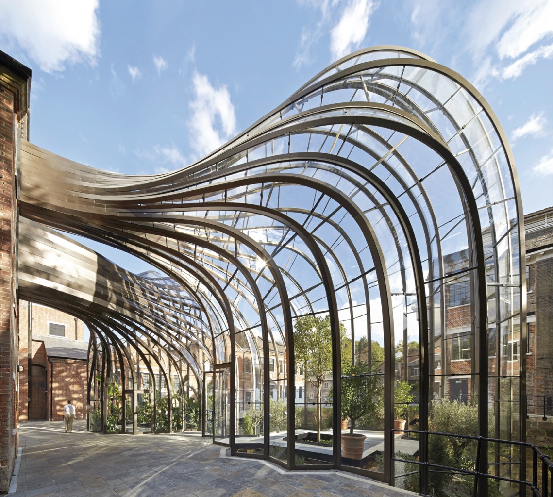 Bombay Sapphire Distillery | CRICURSA Curved Glass XXL Size