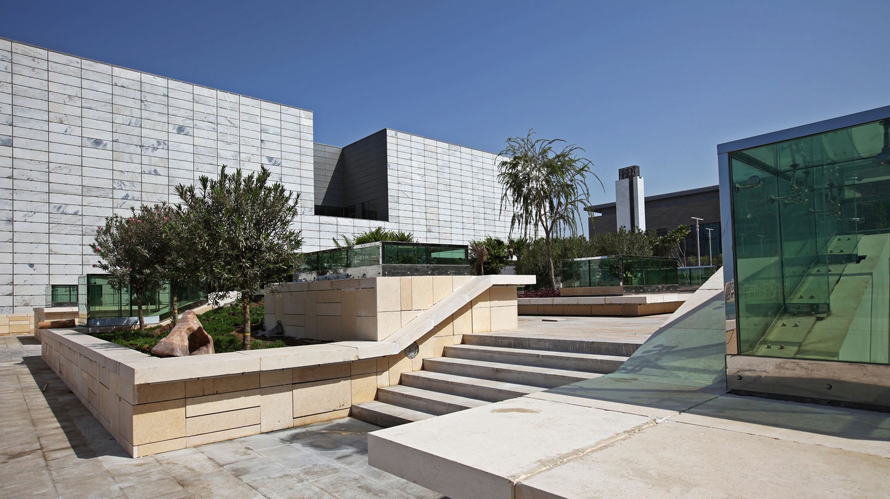 King Abdullah University Of Science And Technology Cricursa Curved Glass
